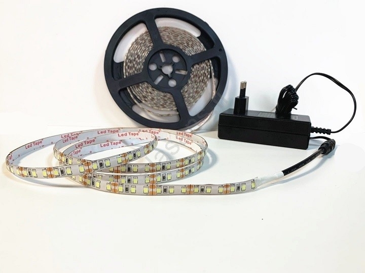 LED-nauha LED / 36W / 12V 5m 4000K IP65 | Alasans